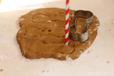 How to Make Homemade Gingerbread Dog Ornaments - Miss Molly Says