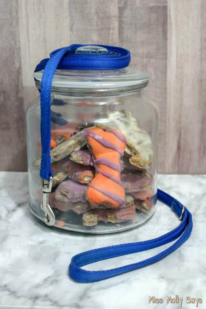 Spooktacular Banana & Squash Halloween Dog Treats your Pup will WOOF ...