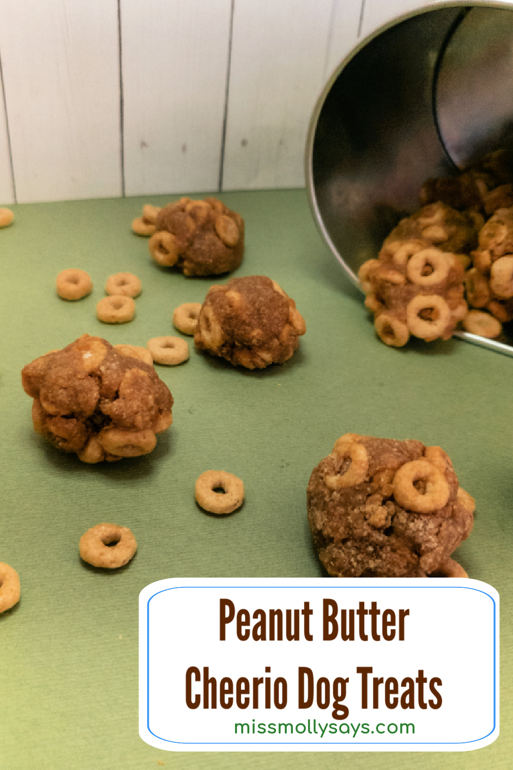 Easy Peanut Butter Cheerio Dog Treats Recipe - Miss Molly Says